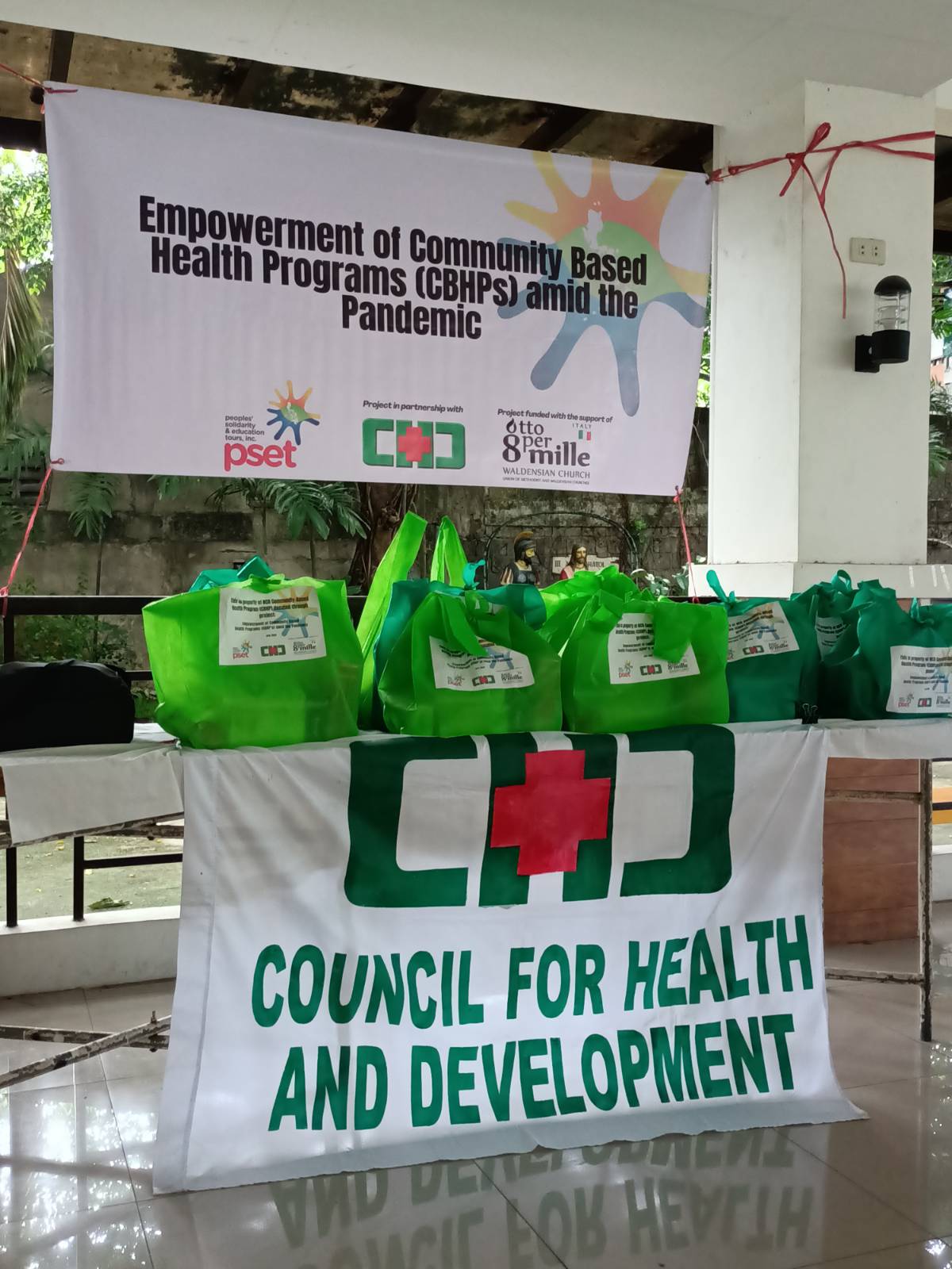 Strengthen the solidarity of CHWs to further serve the community ...